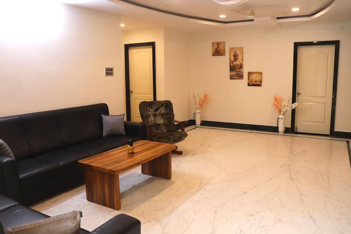 3 Bhk Flat At Beach Area - Visakhapatnam