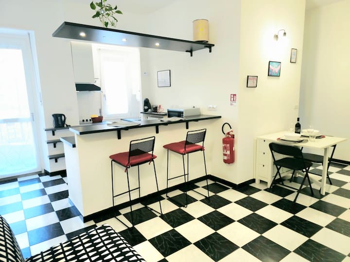 [Lingotto's Suite]* * * * * Metro-hospitals-fiere - Turin