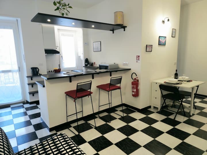 [Lingotto's Suite]* * * * * Metro-hospitals-fiere - Turín