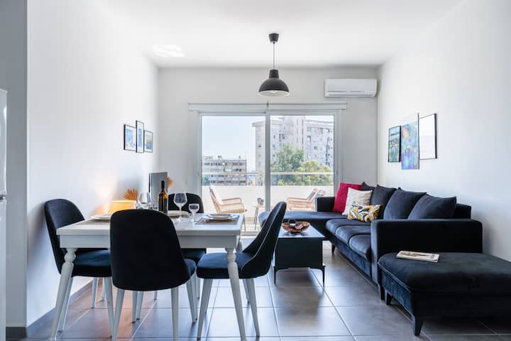Phoenix 2-bedroom Apartment - Ларнака