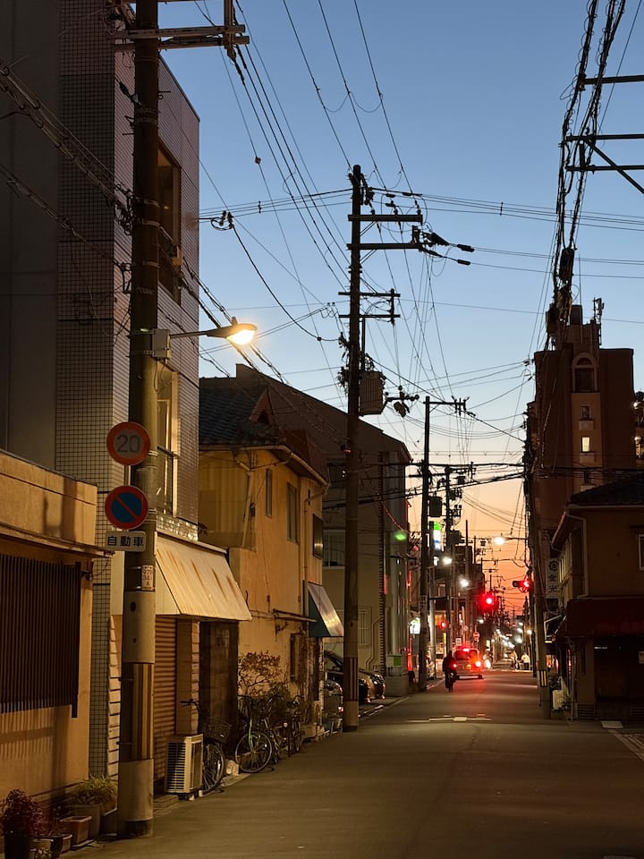 Usj火车直达7分，jr车站步行9分，关西国际机场難波道頓堀心斎橋新大阪京都奈良直达，每层有浴室厕所 - Japon