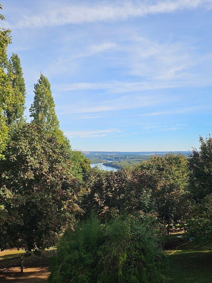 Appart. 50 M² Neuf Avec Grand Jardin. - Louviers