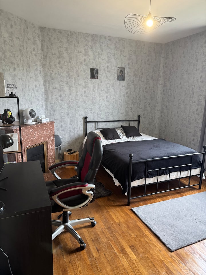 Chambre Proche De La Gare Et Commerces - Saint-Pierre-des-Corps