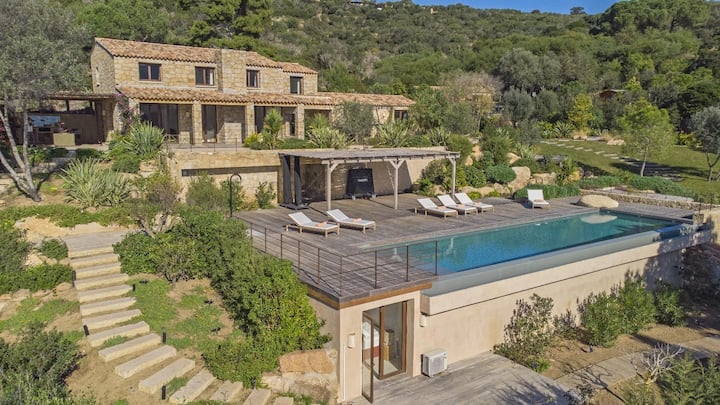 Villa Pieds Dans L’eau Capo Di Moro / Cala D’orzu - Corsica