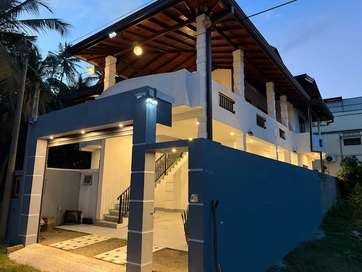 Sanu Resort 3 Bedroom Ac Apartment - Mirissa