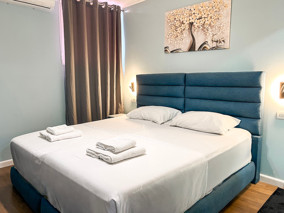 City Center - Double Room No.5 - Airbnb