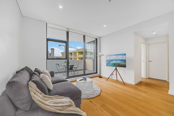 Urban Oasis Steps To Mq Uni, Metro Shopping & Gym - Hornsby