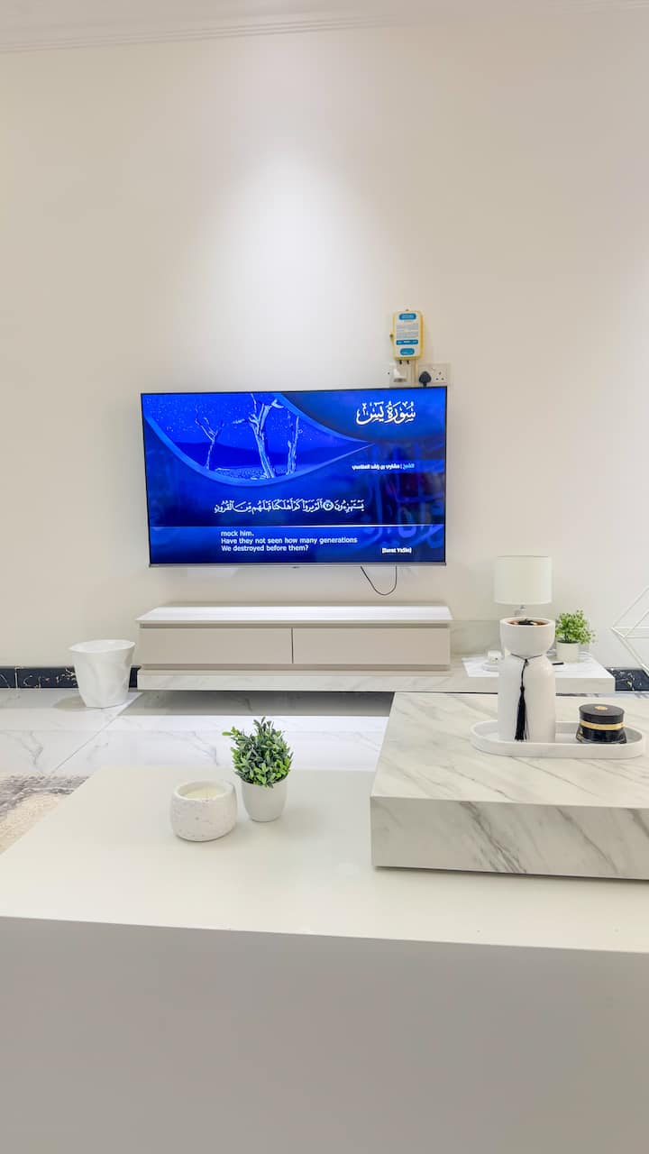 Middle Of Muscat | Comfy Stay With Easy Access - Muscat