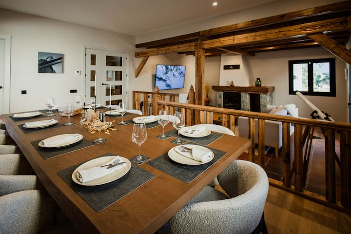 Newly Built 5 Bdrm Cozy Chalet In Sierra Nevada - Sierra Nevada