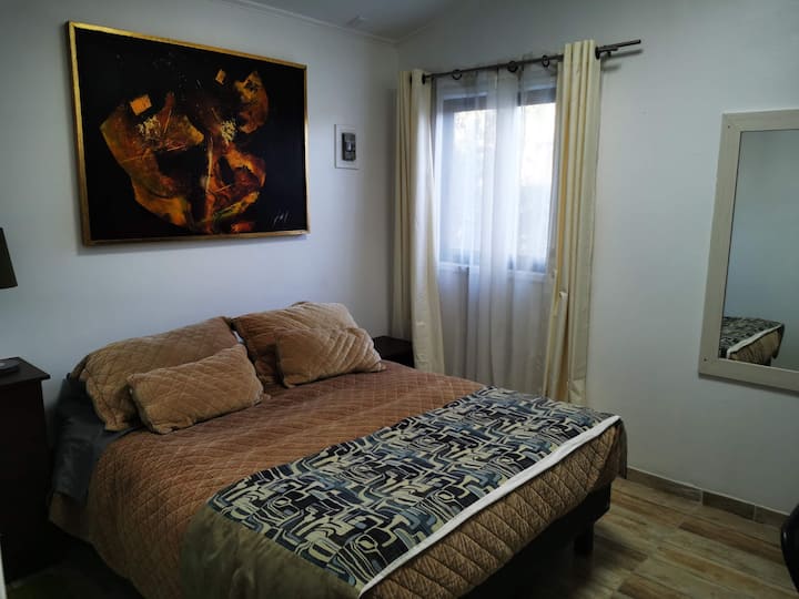 Cama En Dormitorio Compartido Mixto. - San Pedro de la Paz