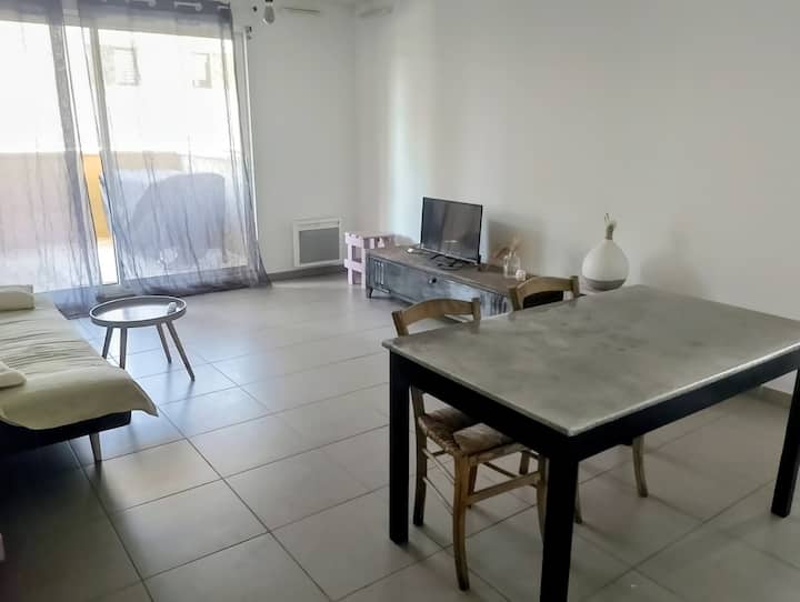 5 Min De La Gare T G V - Aix-en-Provence