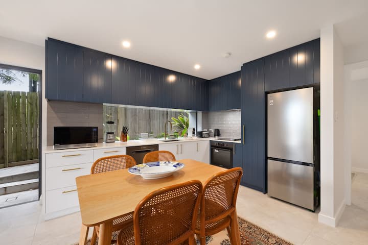 Dee Why - Modern Luxe Retreat - Dee Why Beach, New South Wales
