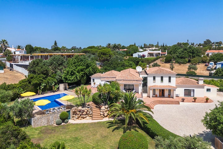 Casa Pondiki - Spacious Family Villa - Carvoeiro