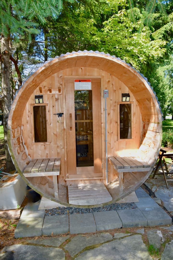 Resort Style Loft Apartment - Collingwood