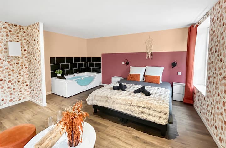 Balnéo Privée Wifi Fibre Chic & Détente Romantique - Tourcoing