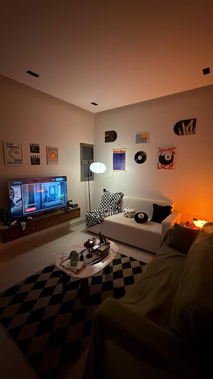 شقة بتصميم مودرن مطلة على البرج - Saudi Arabia