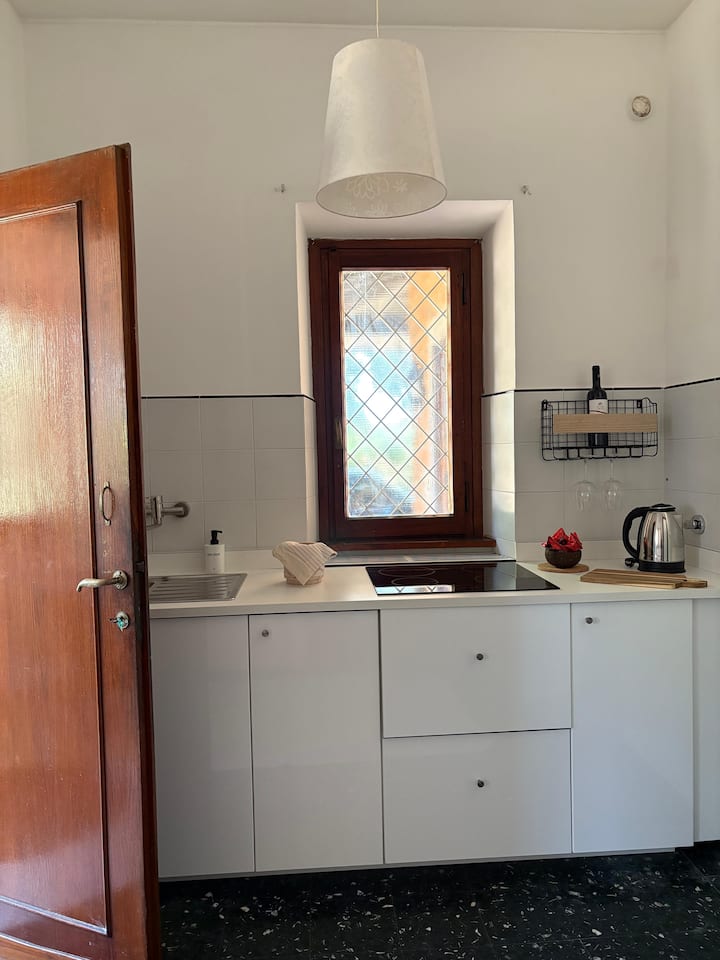 Studio Apartment In Villa, Appia Antica - Rooma