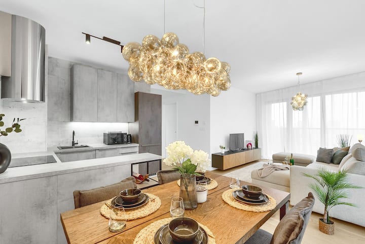 Bnb Guthaus Retreat With Balcony - Bratislava