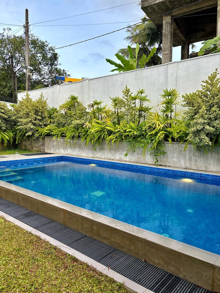 Colombo Room B7/4 - Sri Lanka