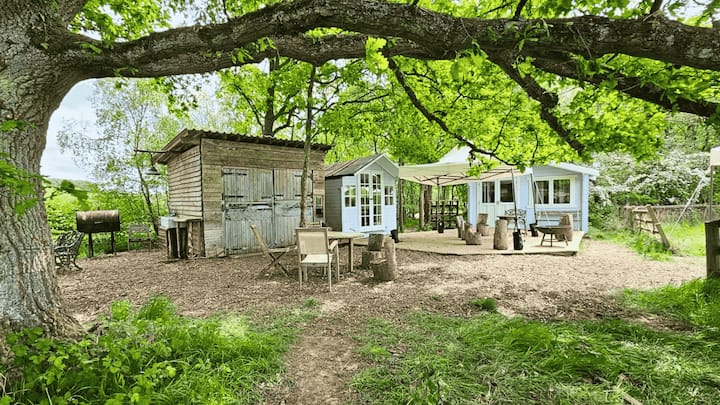 Avalon Cabins & Camping - Great For Groups - Moreton-in-Marsh