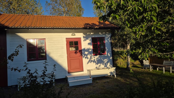 Gästhus I Lantlig Miljö! - Norrtälje