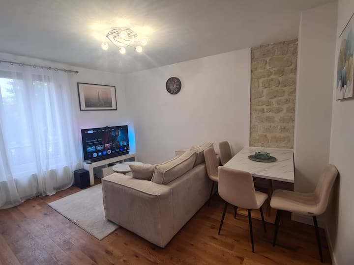 Charmant Appartement - 2 Chambres Tout Confort - Maisons-Alfort