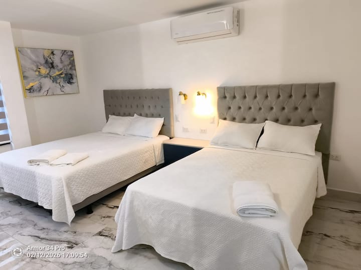 Choveit Suites Ejecutivas 6, Suite 103 - Machala