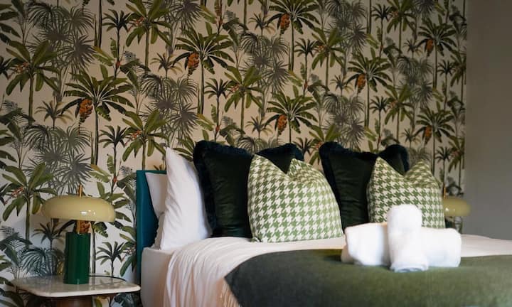 The Linden Lodge; Nr Cathedral, With Parking - Lincoln