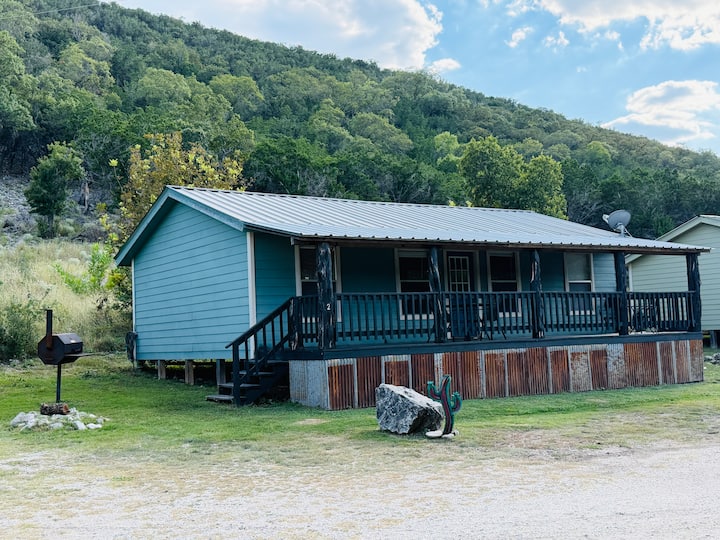 Mountain View, River Cabin #2 - Leakey