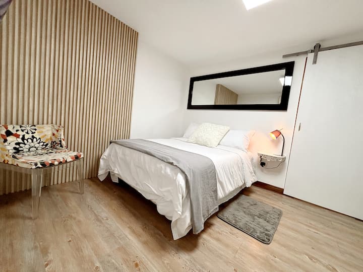 Mini-loft Chacao, Céntrico, Seguro Y Acogedor - Caracas