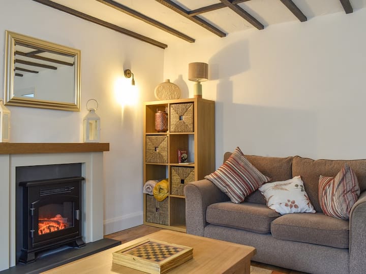 Maisie's Cottage In Wirksworth Near Peak District - Belper