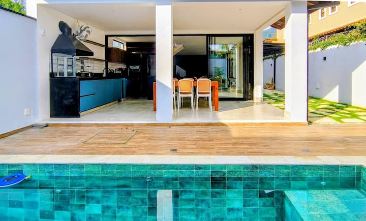 New Upscale Home W/ Pool & Bbq Varanda - São Sebastião