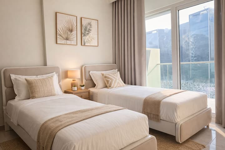 Family Stay In Downtown | 2br • Sleeps 6 Burj View - Dubai