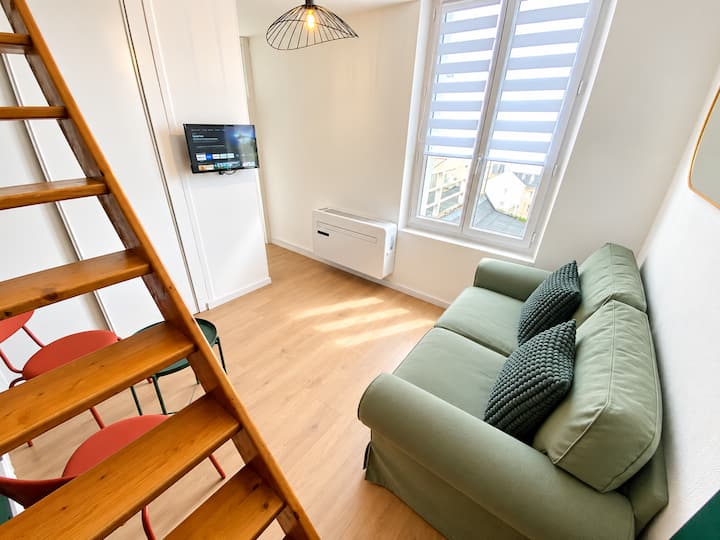 Joli Duplex - Tv Connectée - Clim - Lit Queen Size - Lorient