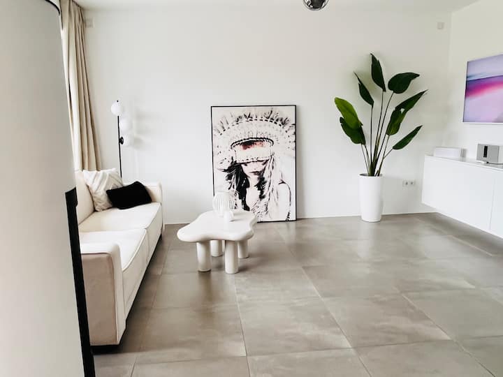 Lilamoon Apartment – Close To Airport & City Unna - Dortmund