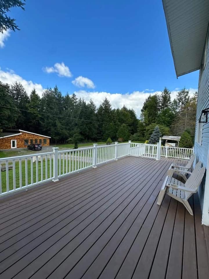 Large Ski Chalet Minutes To Mt. Snow 54 Bed Resort - Vermont