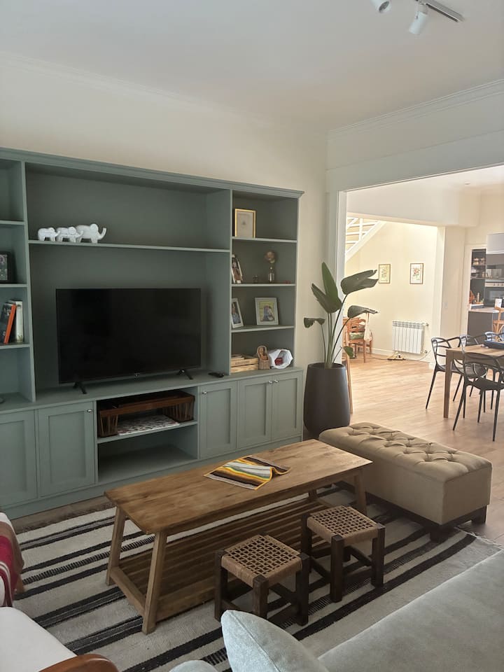 Lista Para Disfrutar
No Alojamos Grupo De Jóvenes - 馬德普拉塔