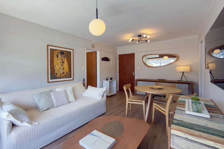 Live Montevideo En Edificio Casino Parque Rodó - Montevideo