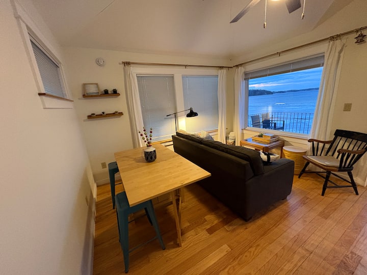 Gate To Solitude - Shelburne, VT