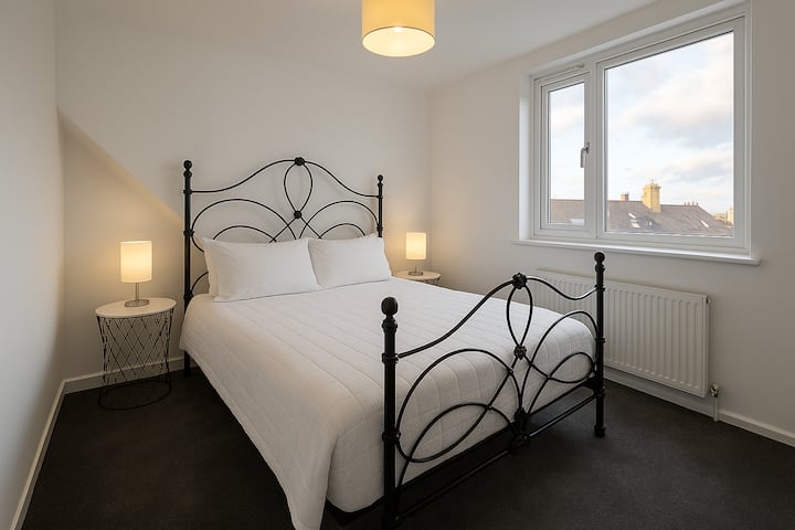 2 Bedroom Central Apartment In Kirkcaldy - Kirkcaldy