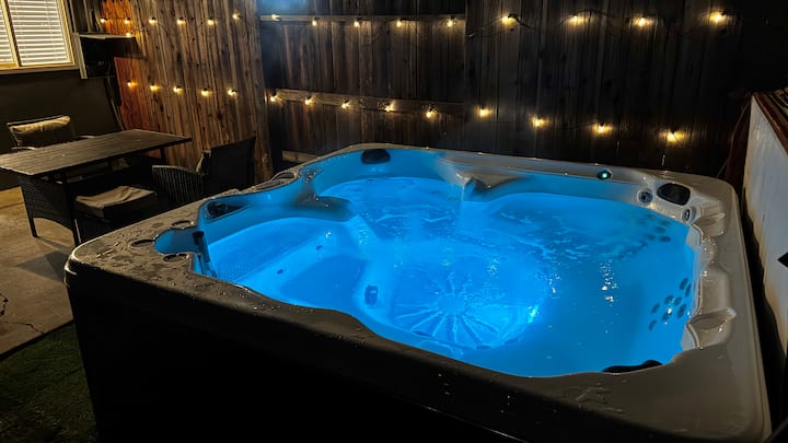 Hot Tube. Cozy And Well-located Home. Private Yard - Citrus Heights, CA