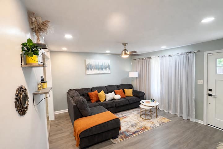 White Brick Lux | 3br Retreat - Atlanta, GA