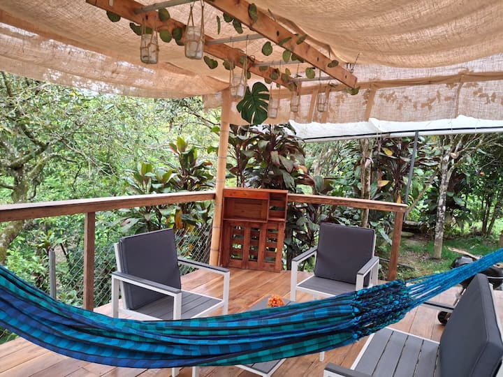 Central, Punto Estrategico Pueblos, Aves Y Café - Armenia