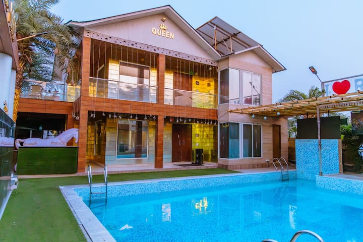 Rajmahal 4bhk Farmhouse | Noida - Noida