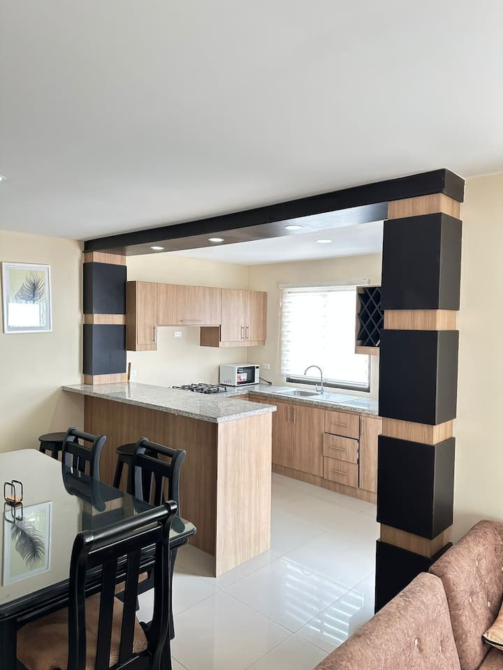 Departamento Moderno Amoblado En Portoviejo - Portoviejo