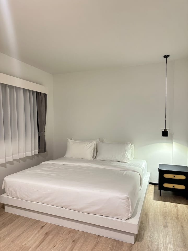 Jellyfish Residence - Patong Beach