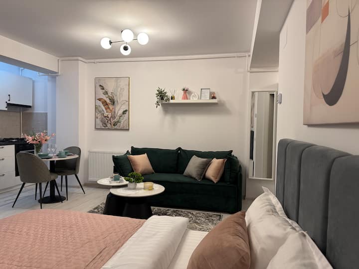 Sofia Residence-airport-therme-libertatii Gardens - Bucharest Henri Coandă Airport (OTP)