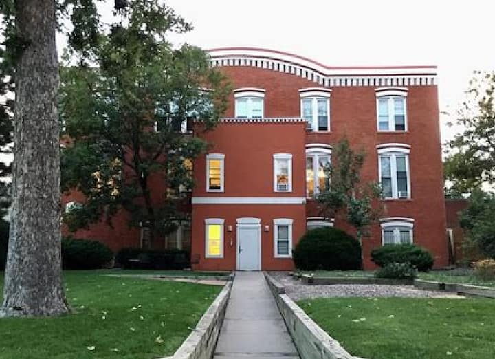 2 Bed 1 Bath Condo - Wheat Ridge, CO