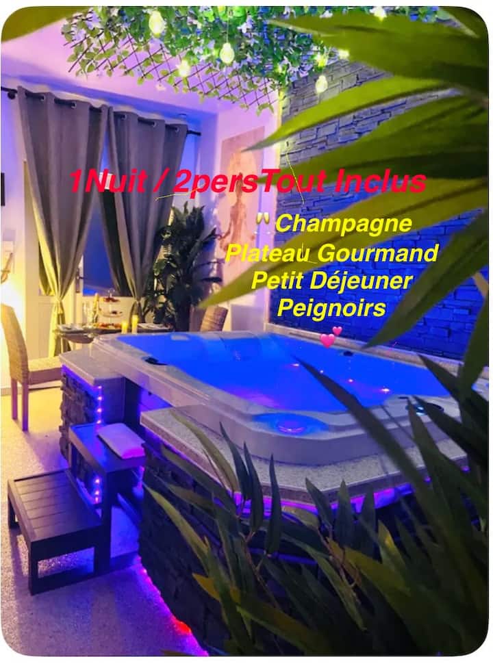 Suite La Roche Merveilleuse Avec Spa /Tout Inclus - Cambrai