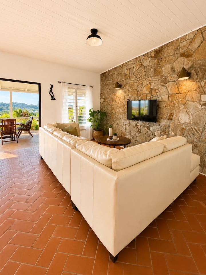 Villa Sole | Retreat Near Airport & Beaches - Granada